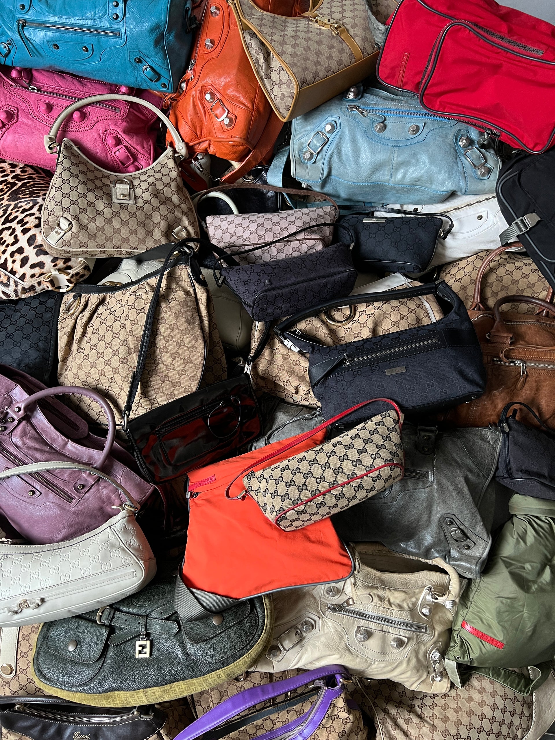 Best Vintage Style Women & Men’s Clothing Online Store – Storeroom Vintage
